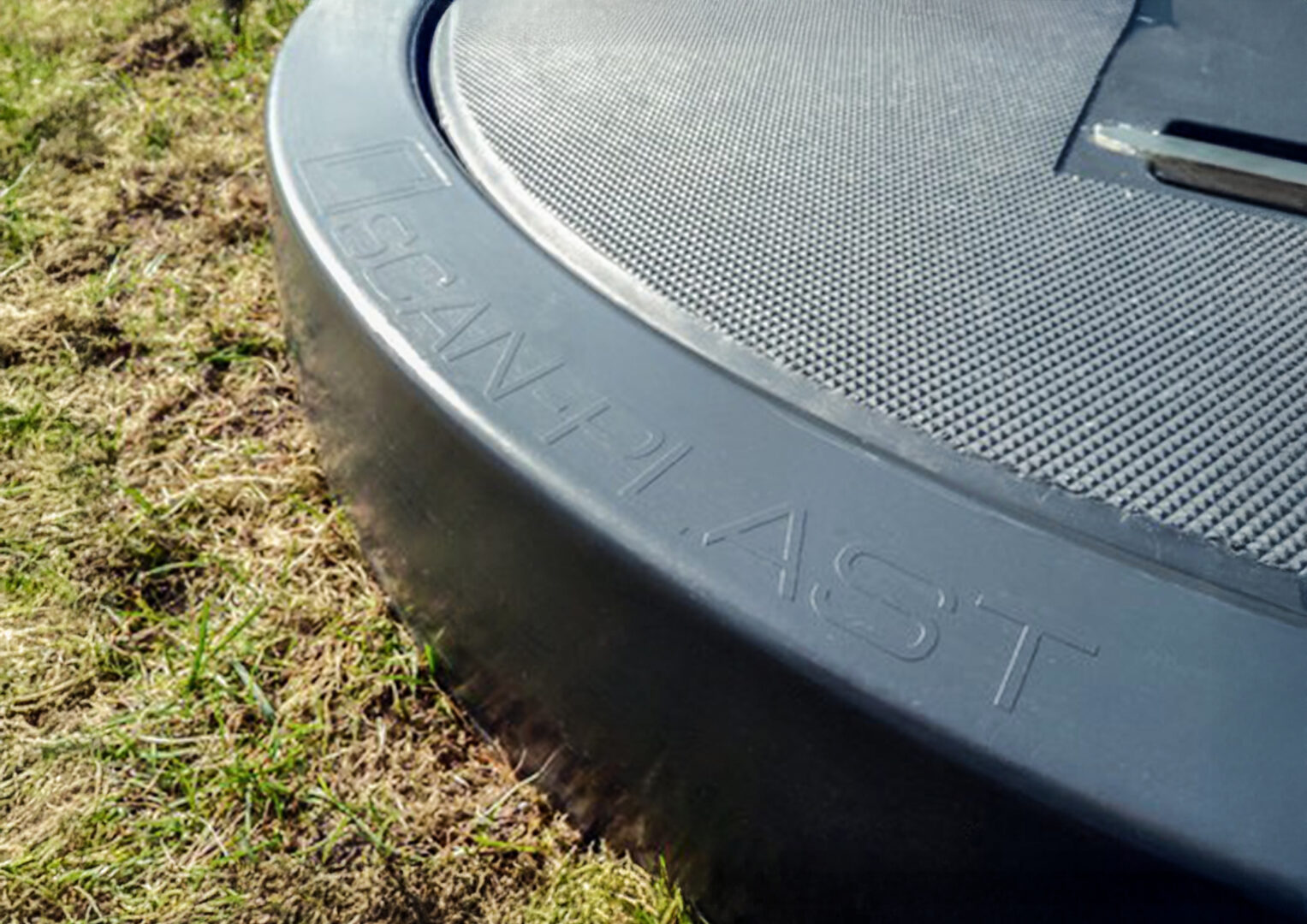 Lightweight Insulated Non-Slip Cover - Scan-Plast